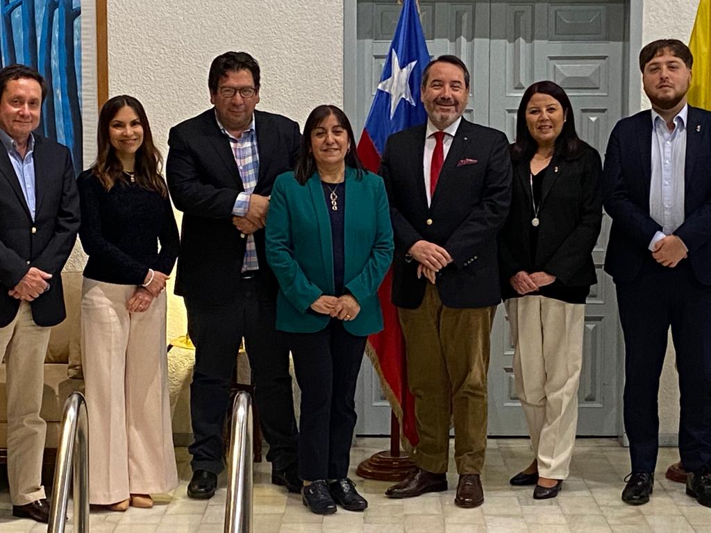 SAG y ASOEX se reúnen con autoridades ecuatorianas para avanzar en ...